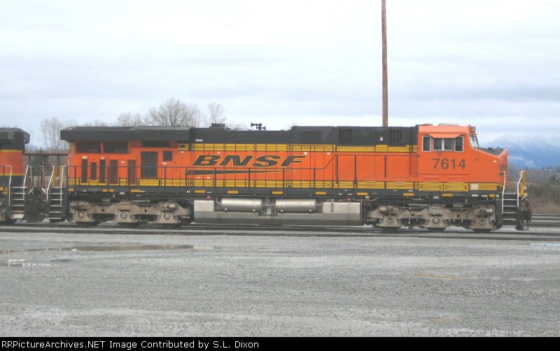 BNSF 7614 @ Delta Yard